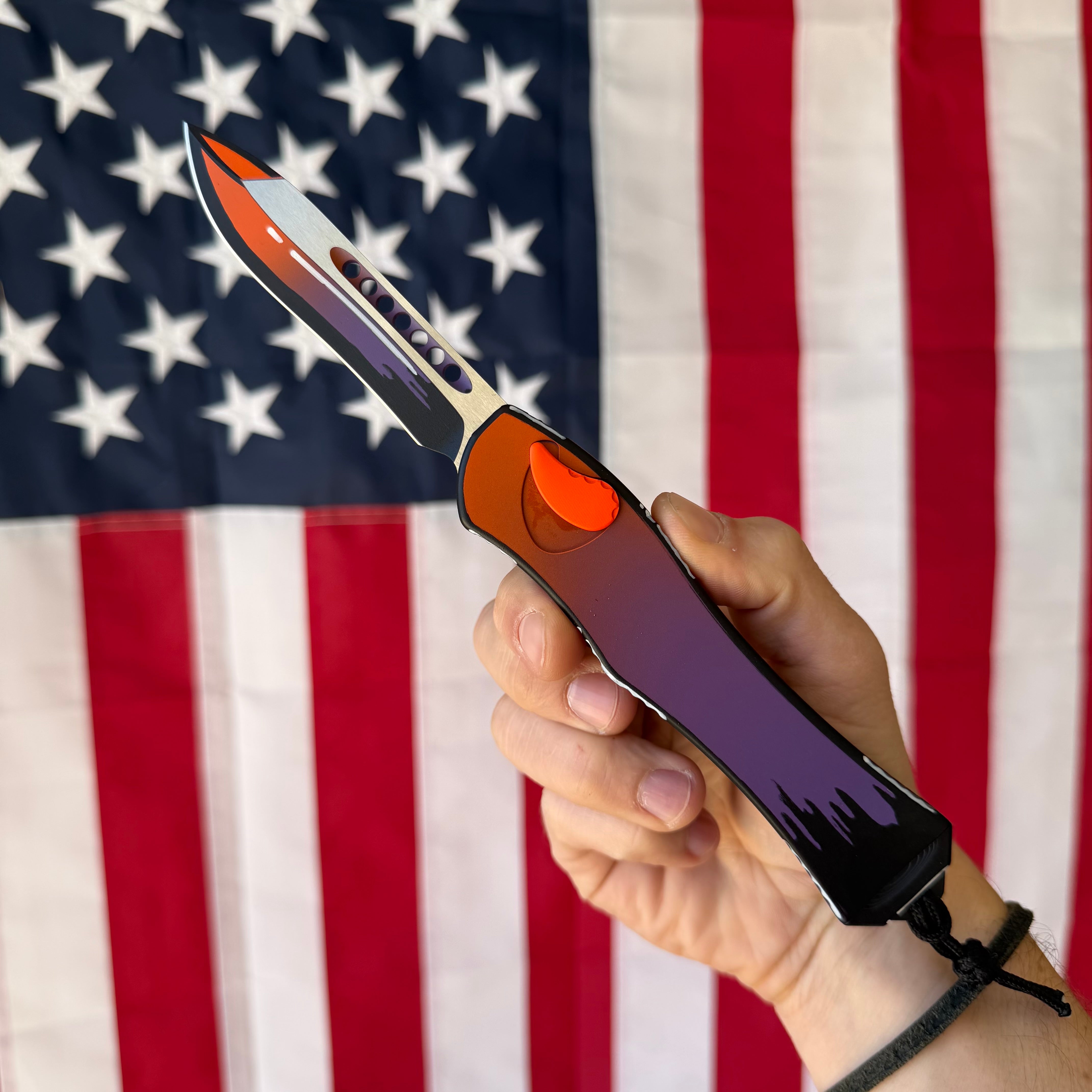 Heretic Cel Shade Horror Night HYDRA V4 Recurve Knife, Magnacut Blade ...